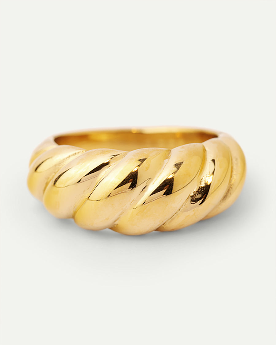 Emily Gold Ring – Gabbie Jewelry